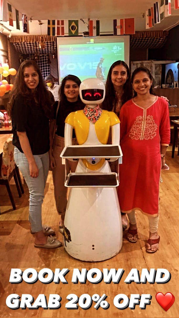 The Yellow House – Robot Restaurant Has Finally Entered Noida’s ...