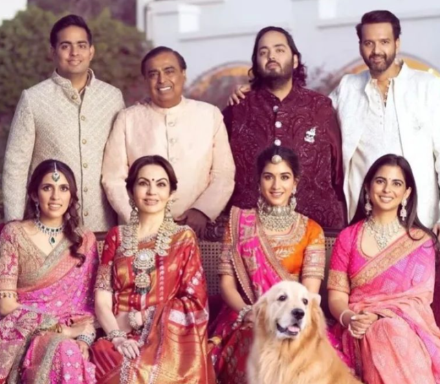 Mukesh Ambani Visits Sonia Gandhi to Invite Her to Anant Ambani’s ...